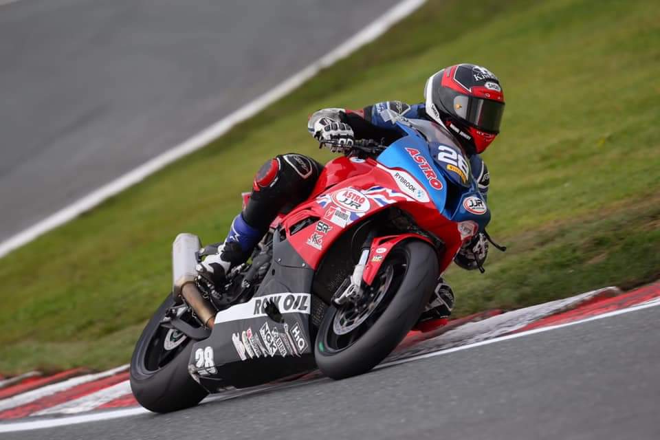 Battling Britain's best: Shane Richardson's wild 2021 season - VelocityNews