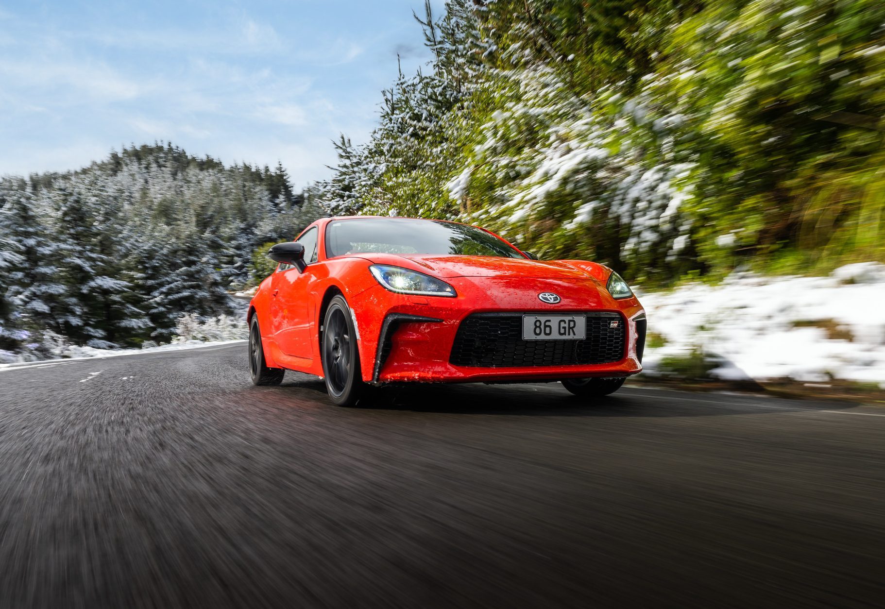 Toyota GR86 arrives with more power and improved handling - VelocityNews