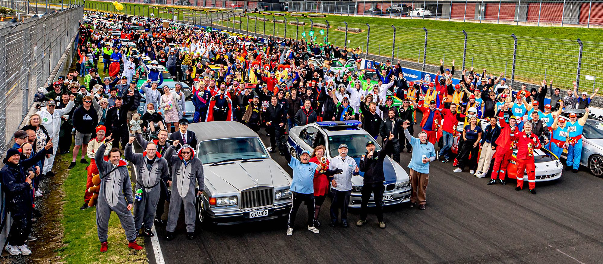 24 Hours of Le Mons thrills with massive 104 car field - VelocityNews