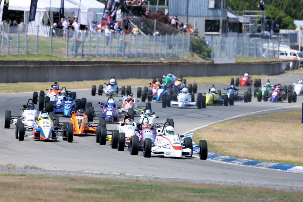 Familiar faces return as South Island F1600 season kicks off this ...
