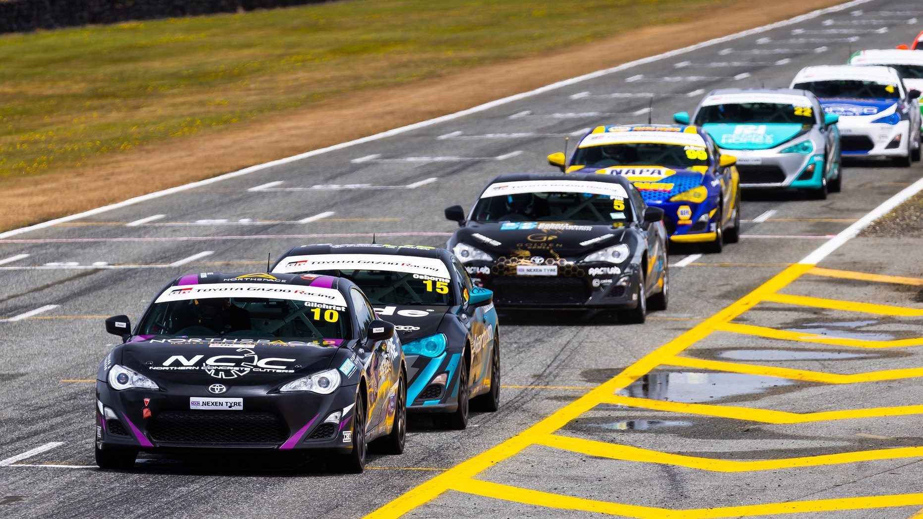 Pitt wins feature race as Gilchrist loses top spot - VelocityNews