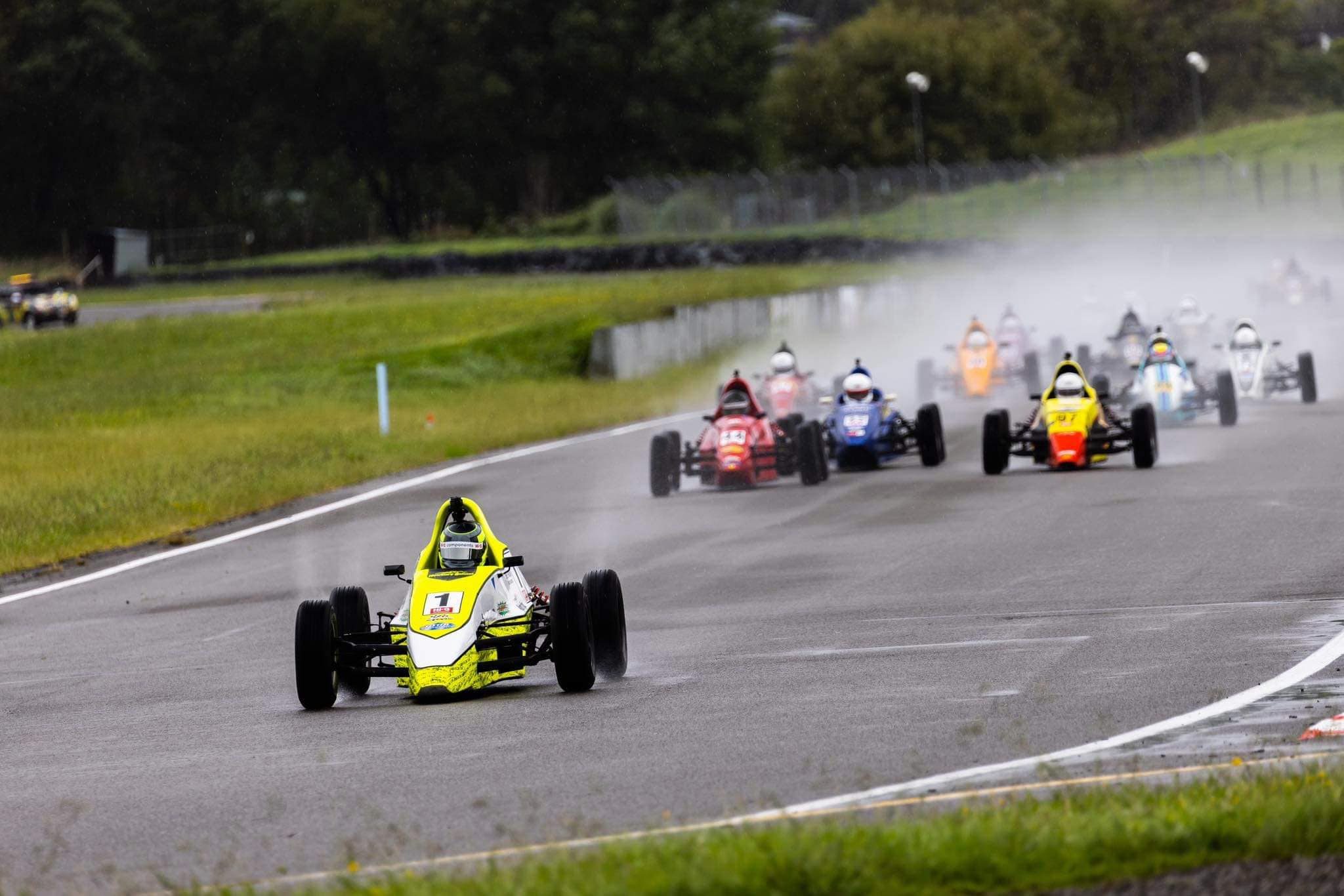 Formula First: Symon streak ends at 18 as Liam Foster wins at Manfeild ...