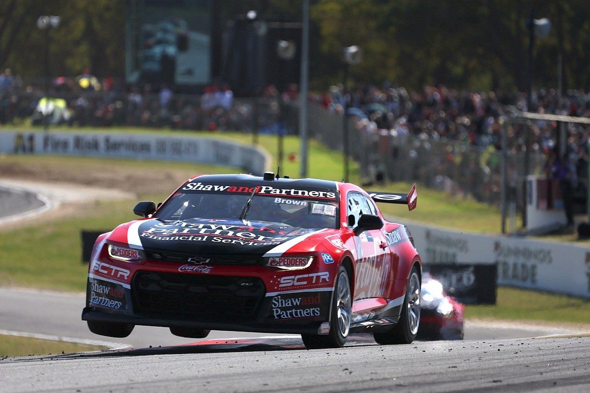 Brown tops Kostecki for Erebus 1-2 in Perth - VelocityNews