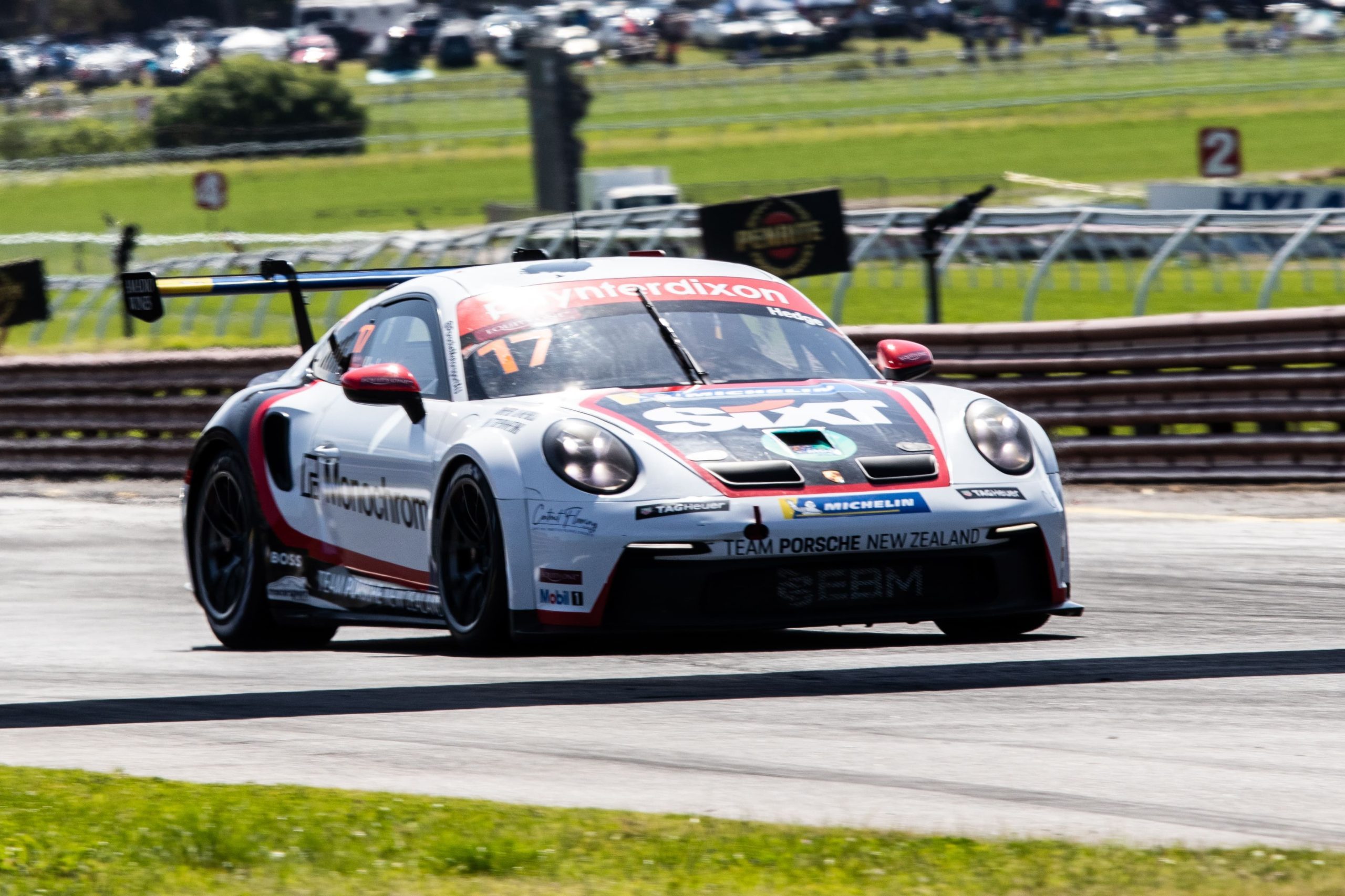 Hedge extends Carrera Cup lead with Sandown successes - VelocityNews