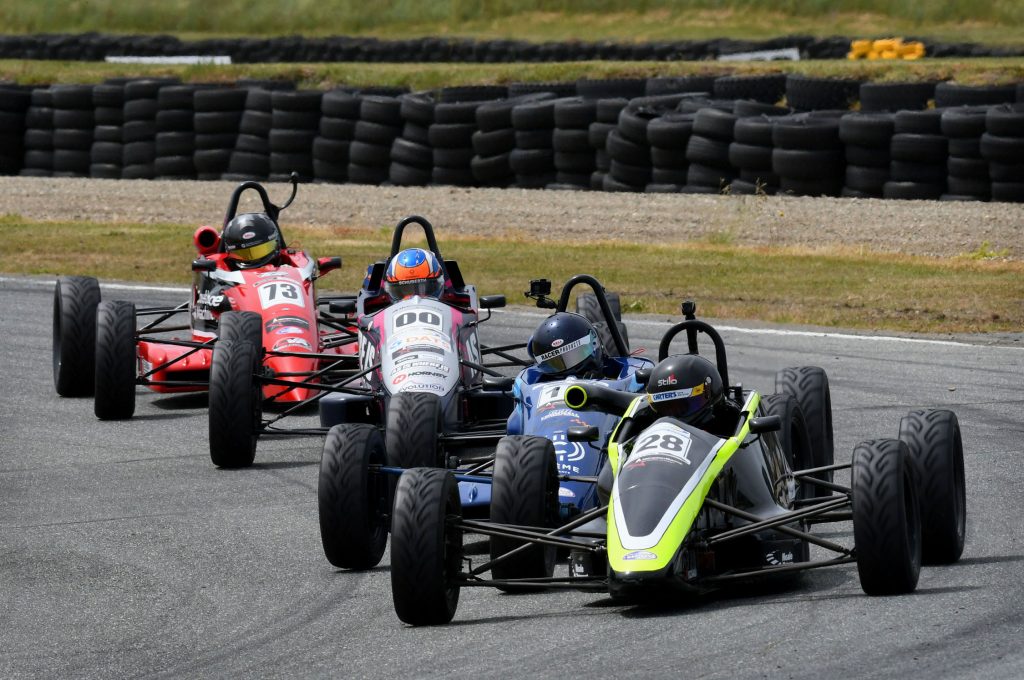 Knowles begins title defence as South Island Formula Ford Championship ...