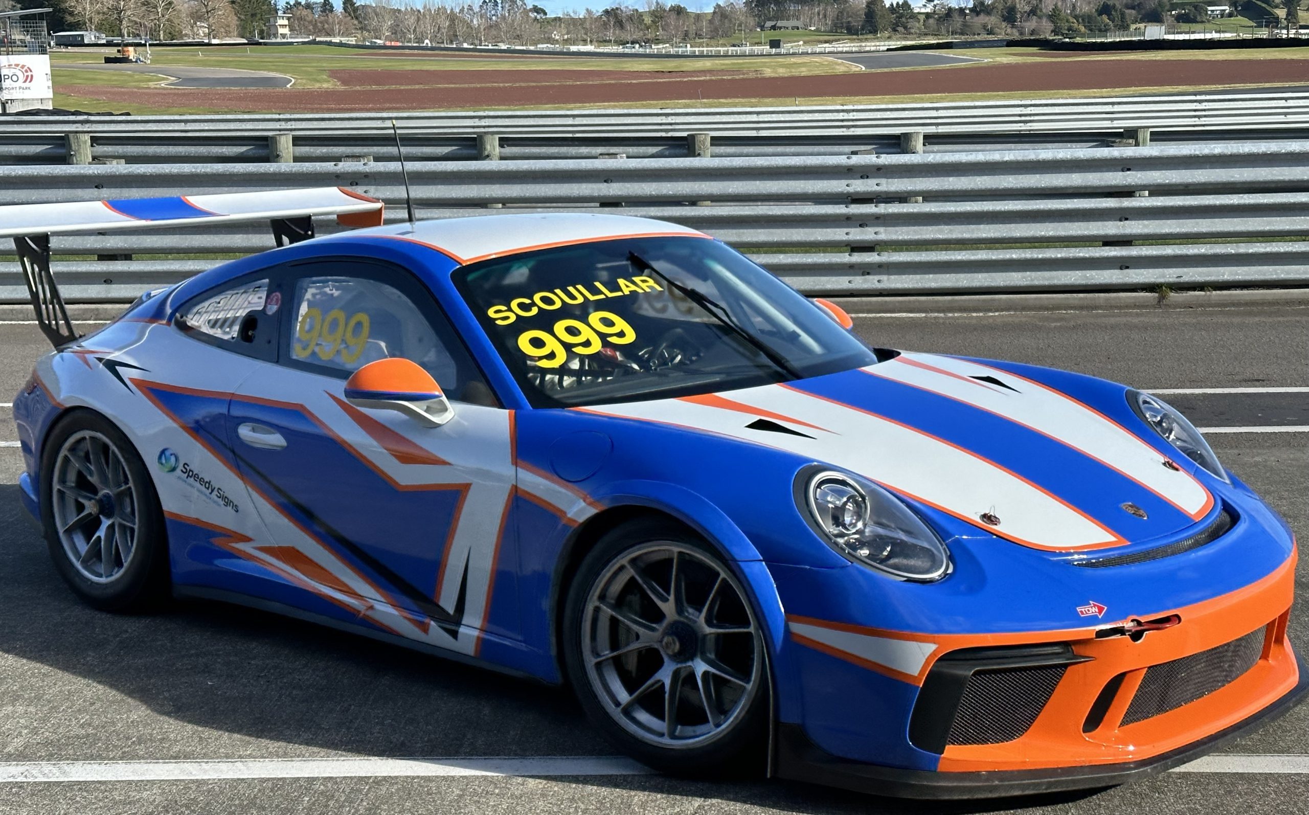 Porsche entry for Regan Scoullar in GT New Zealand Championship ...