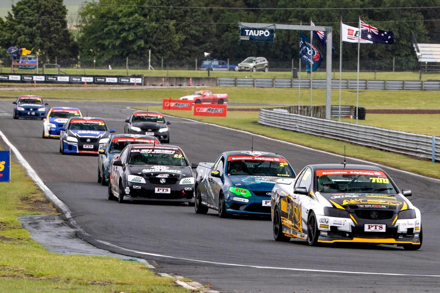 Brad Kroef wins V8 Utes rain-soaked season opener - VelocityNews