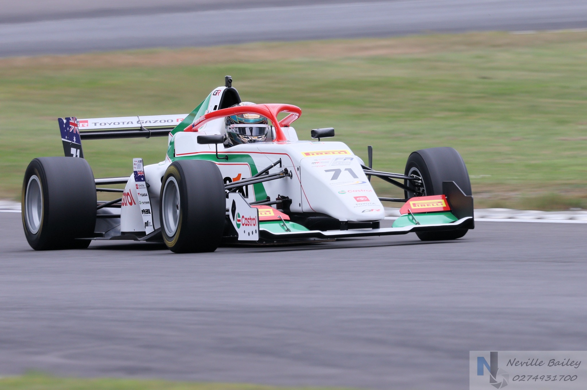 Mansell takes pole for Toyota Formula Regional opener, Sceats fourth ...