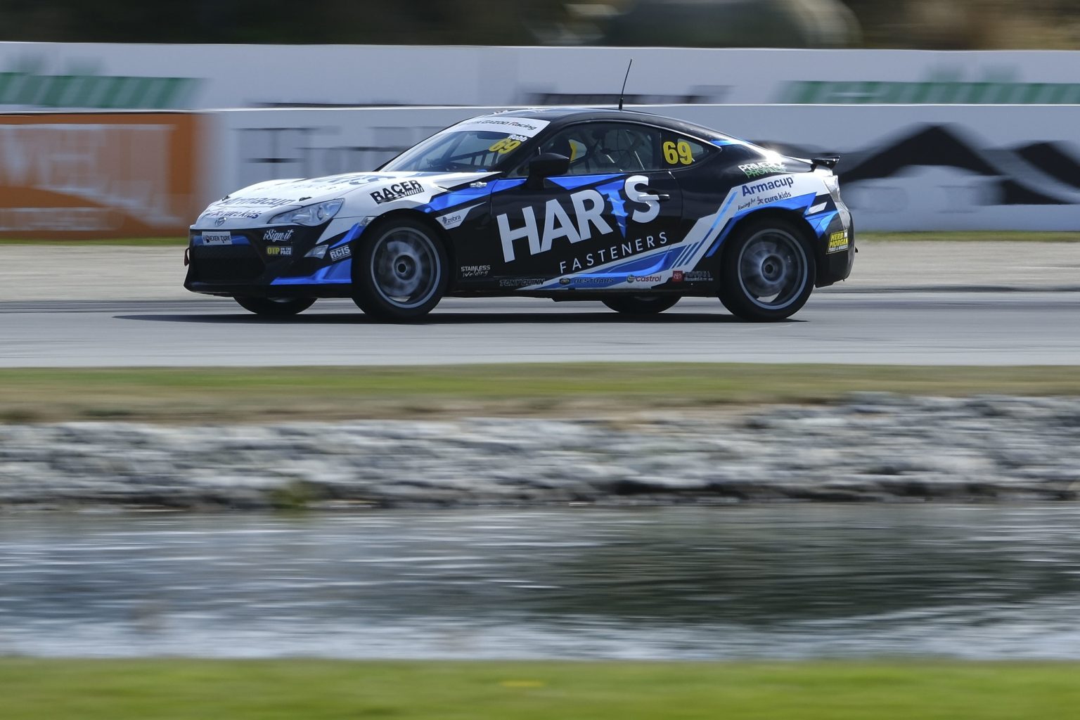 Robb comes out firing with epic Toyota 86 pole position lap - VelocityNews