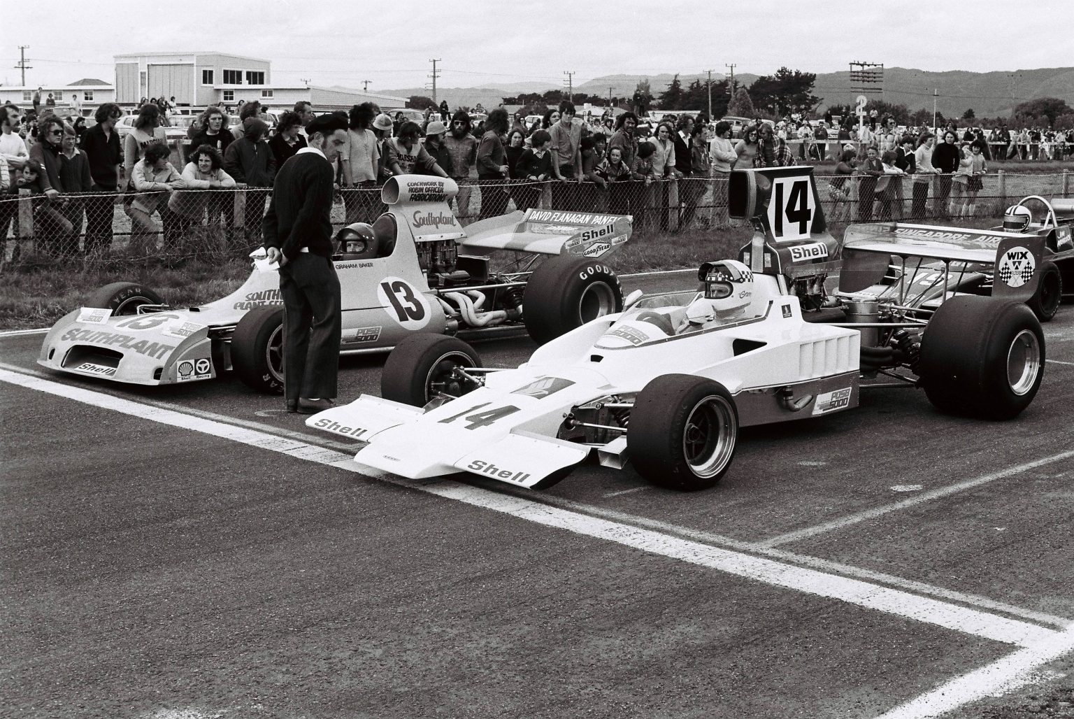 Legends of Speed celebrations for Graeme Lawrence and family set to go ...