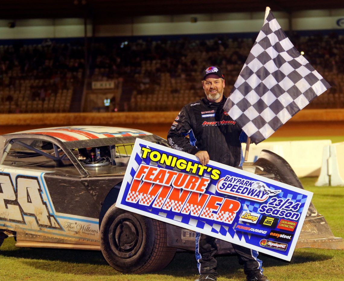 Ben Harding triumphs in Bay Super Sundown 30-lapper - VelocityNews