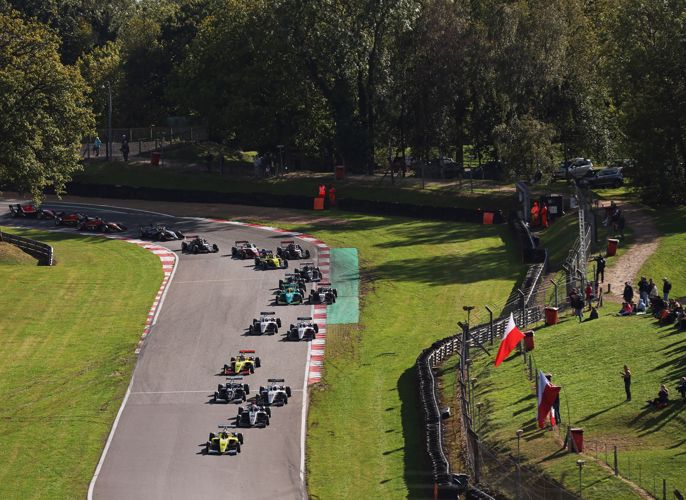GB3 title to be decided on final day after Sharp seventh in Brands ...