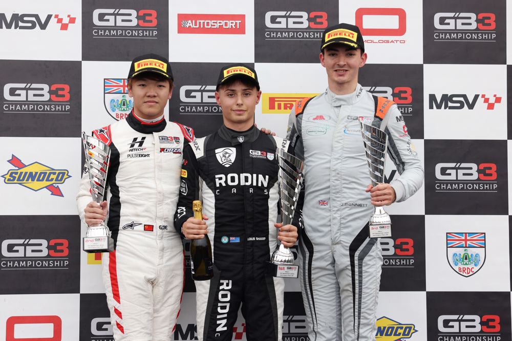 Sharp victorious in Donington Park opener - VelocityNews