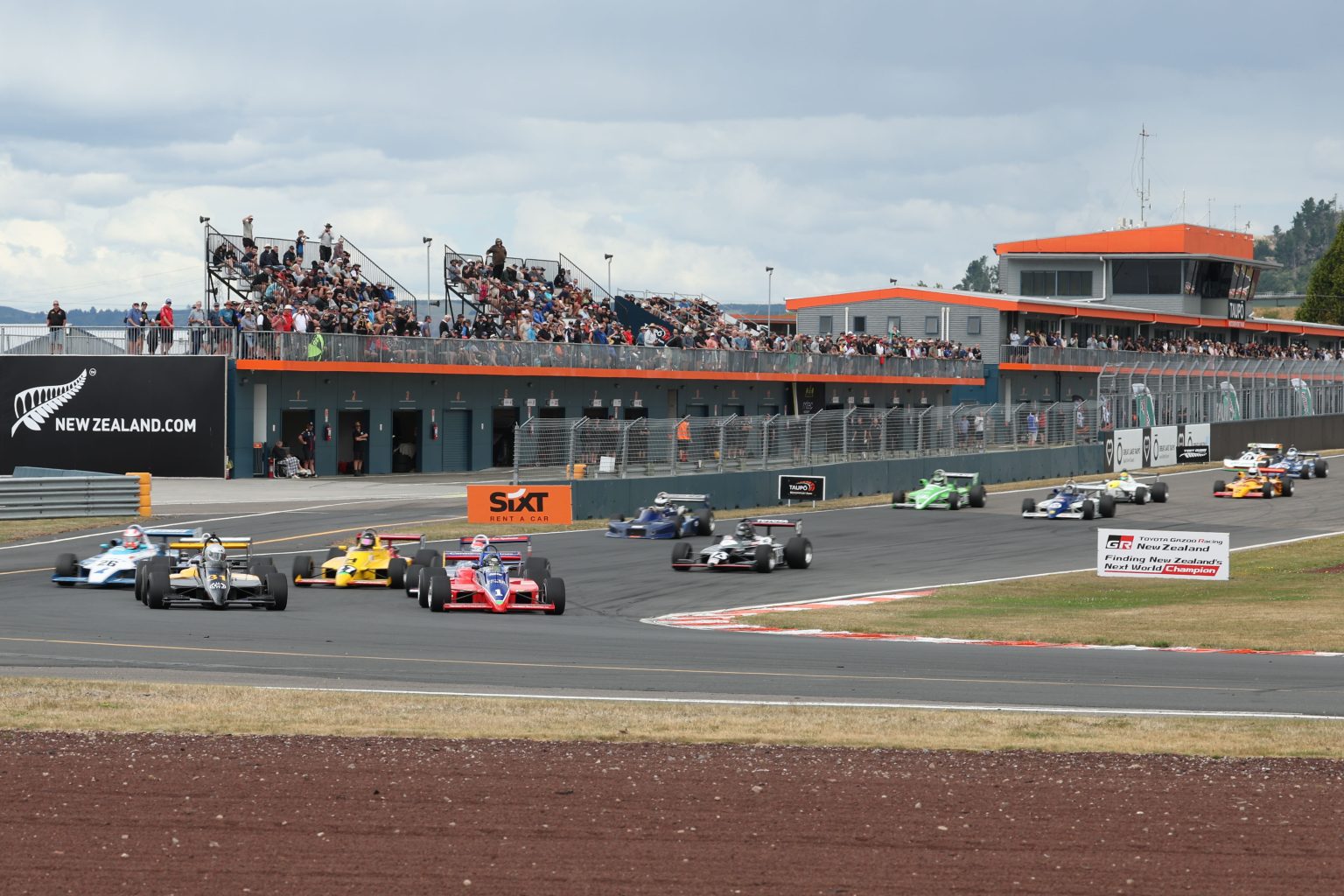 Taupo Historic GP: Saturday in pictures - VelocityNews