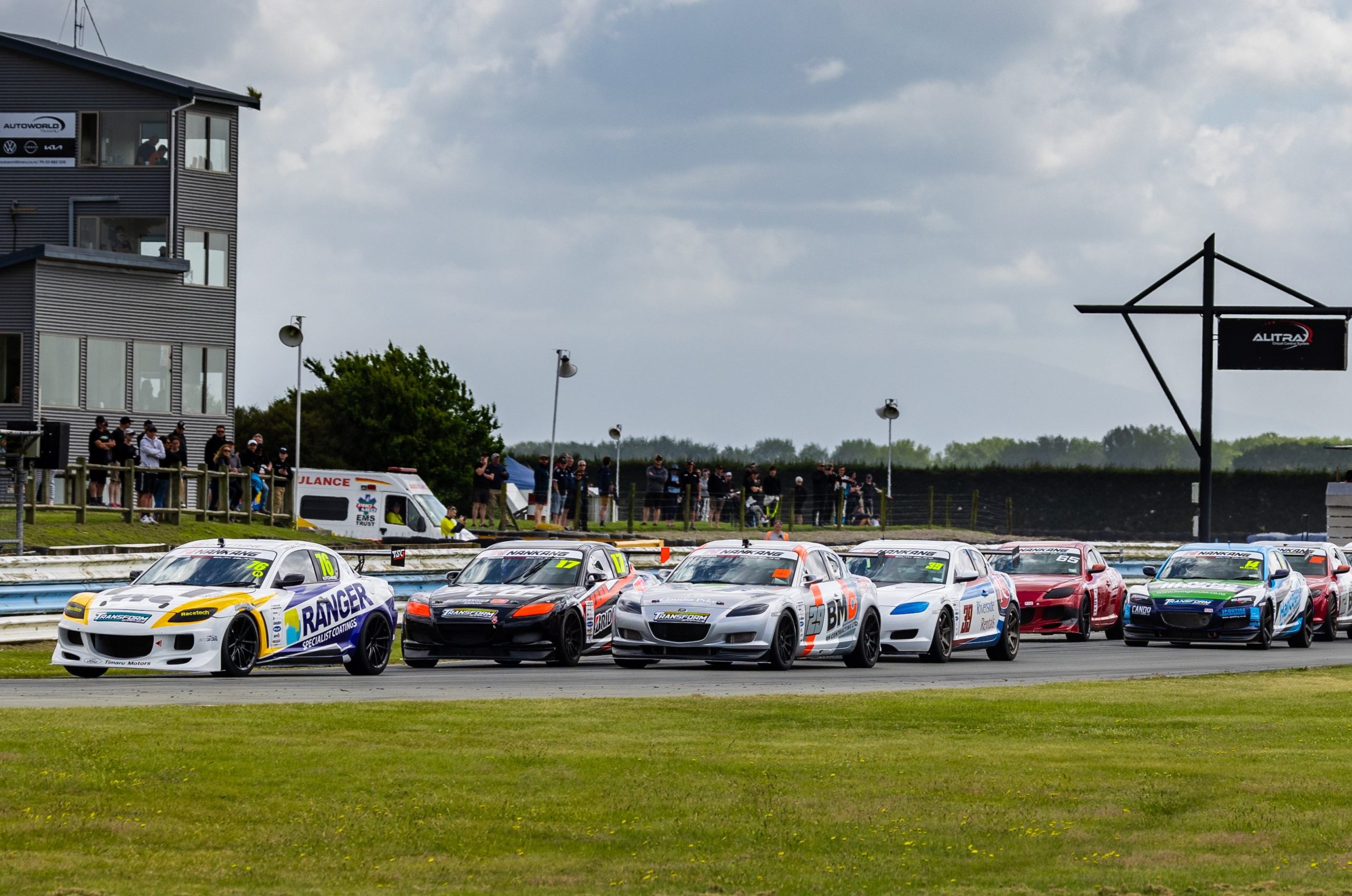 Hot Mazda Pro8 competition expected at Timaru this weekend - VelocityNews