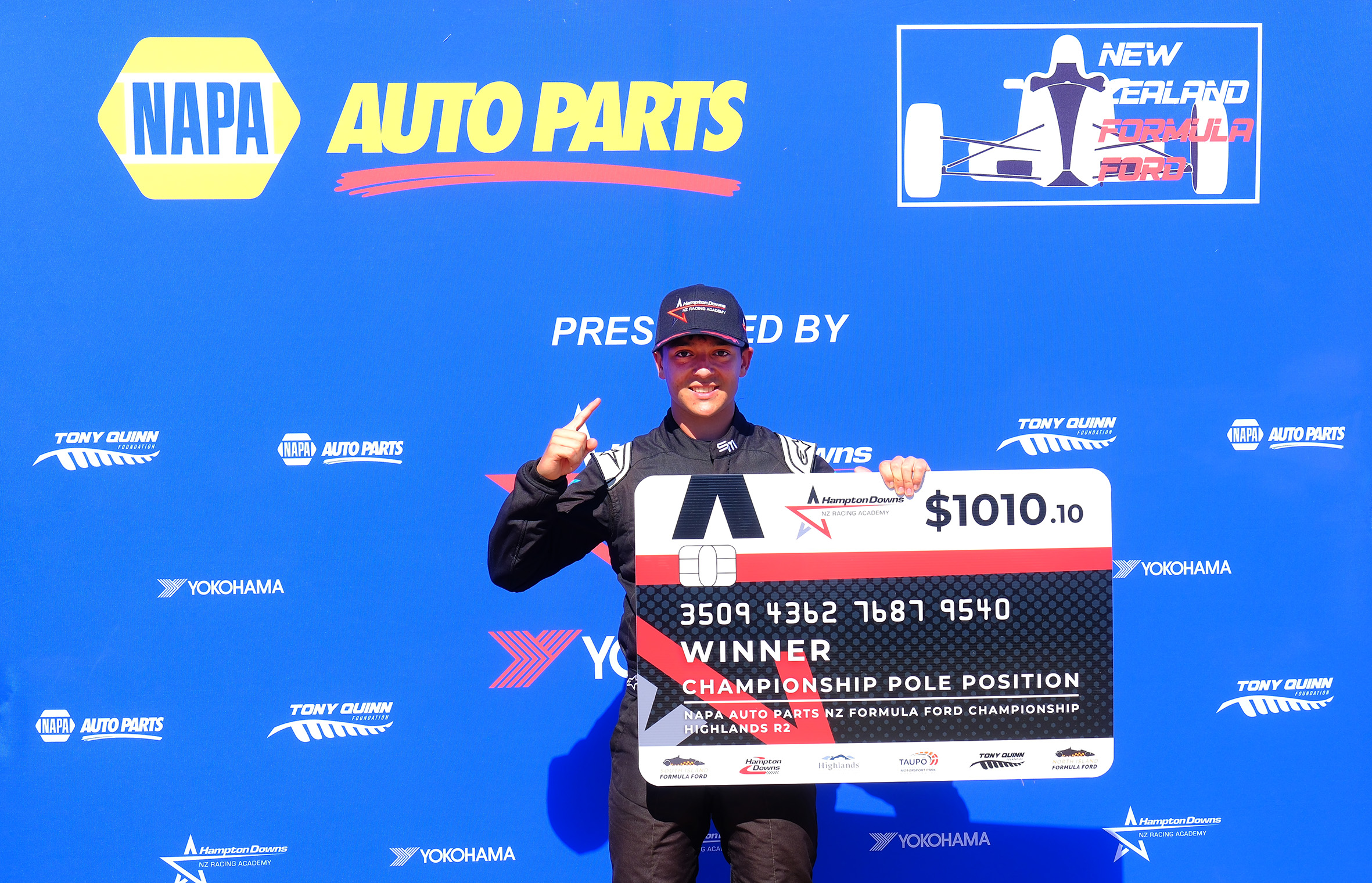 Dowdall extends lead in NZ Formula Ford Championship at Highlands ...