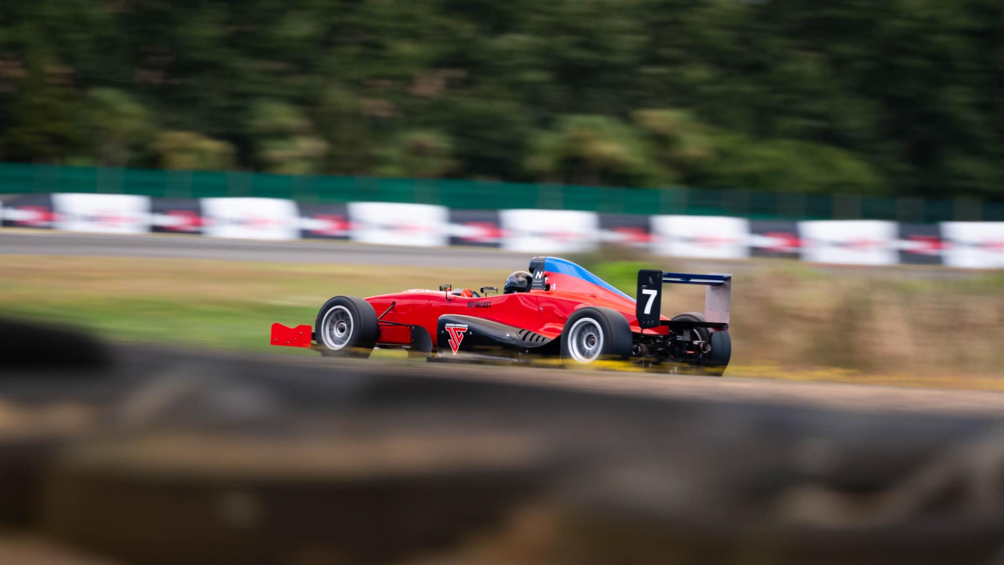 NZ Formula Open delivers action-packed battles at Hampton Downs ...
