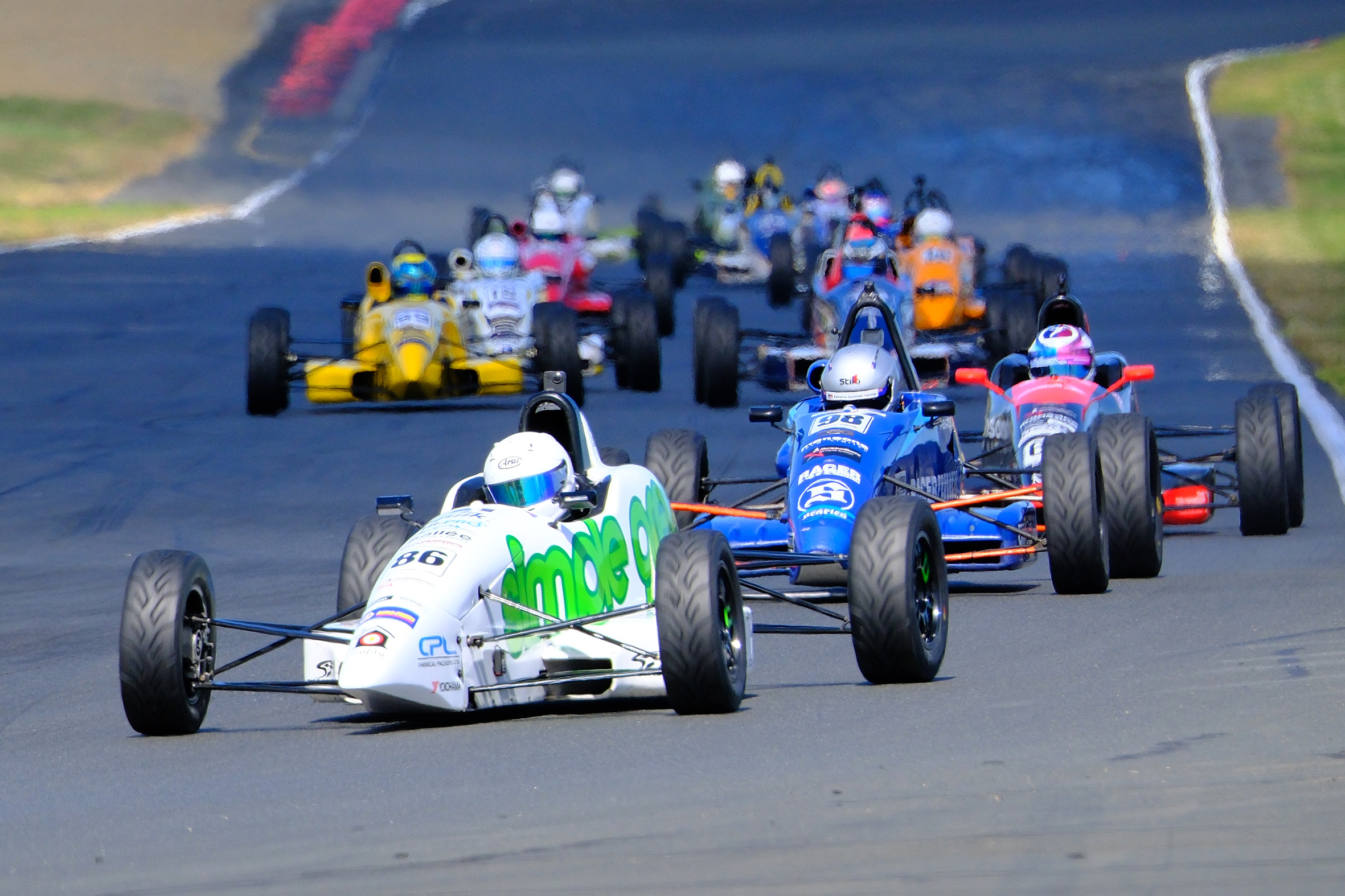 Perfect weekend for McCormack as Dowdall increases lead in NZ Formula ...