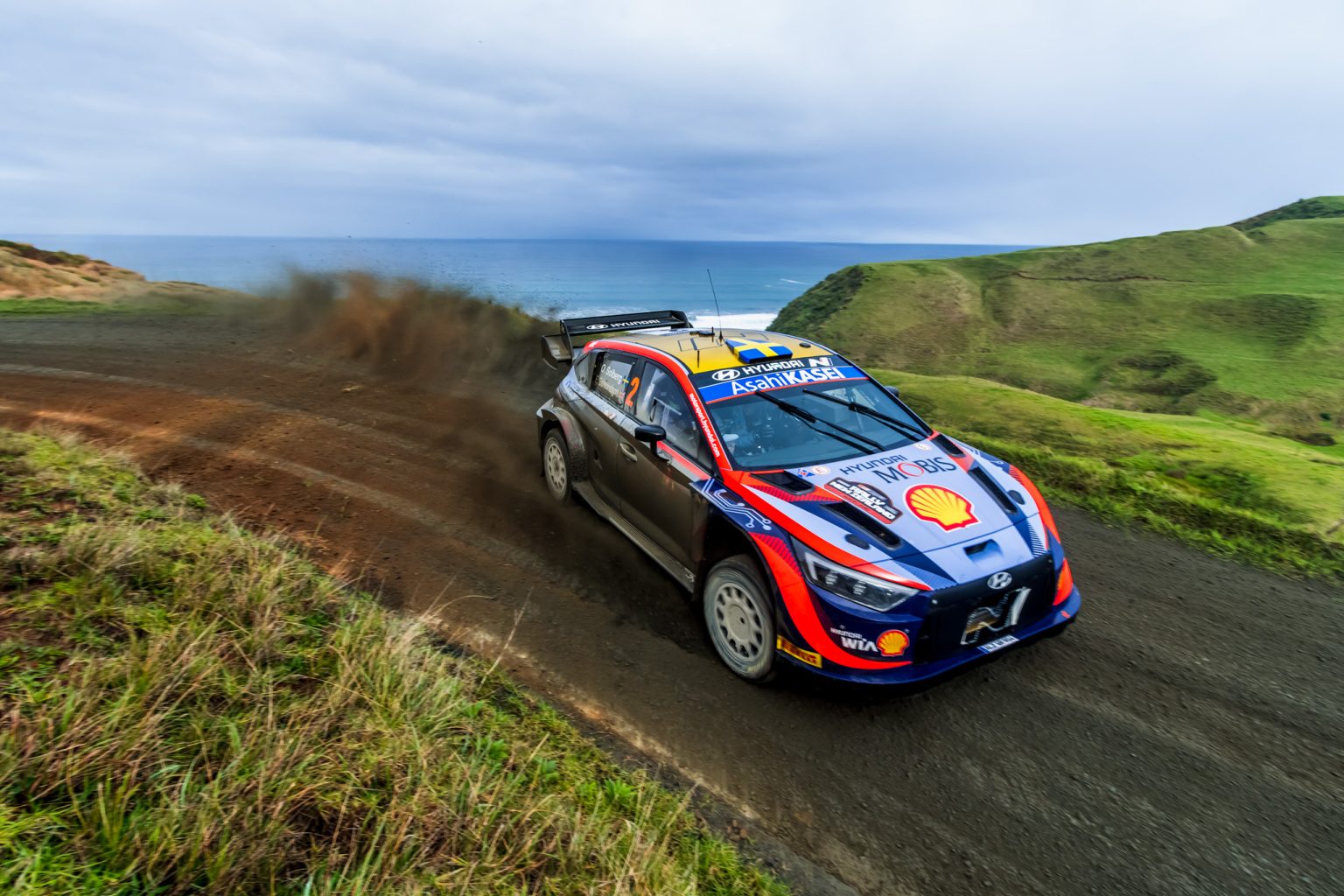 NEW GIRL IN TOWN! Jessica Barnes joins Velocity News - VelocityNews