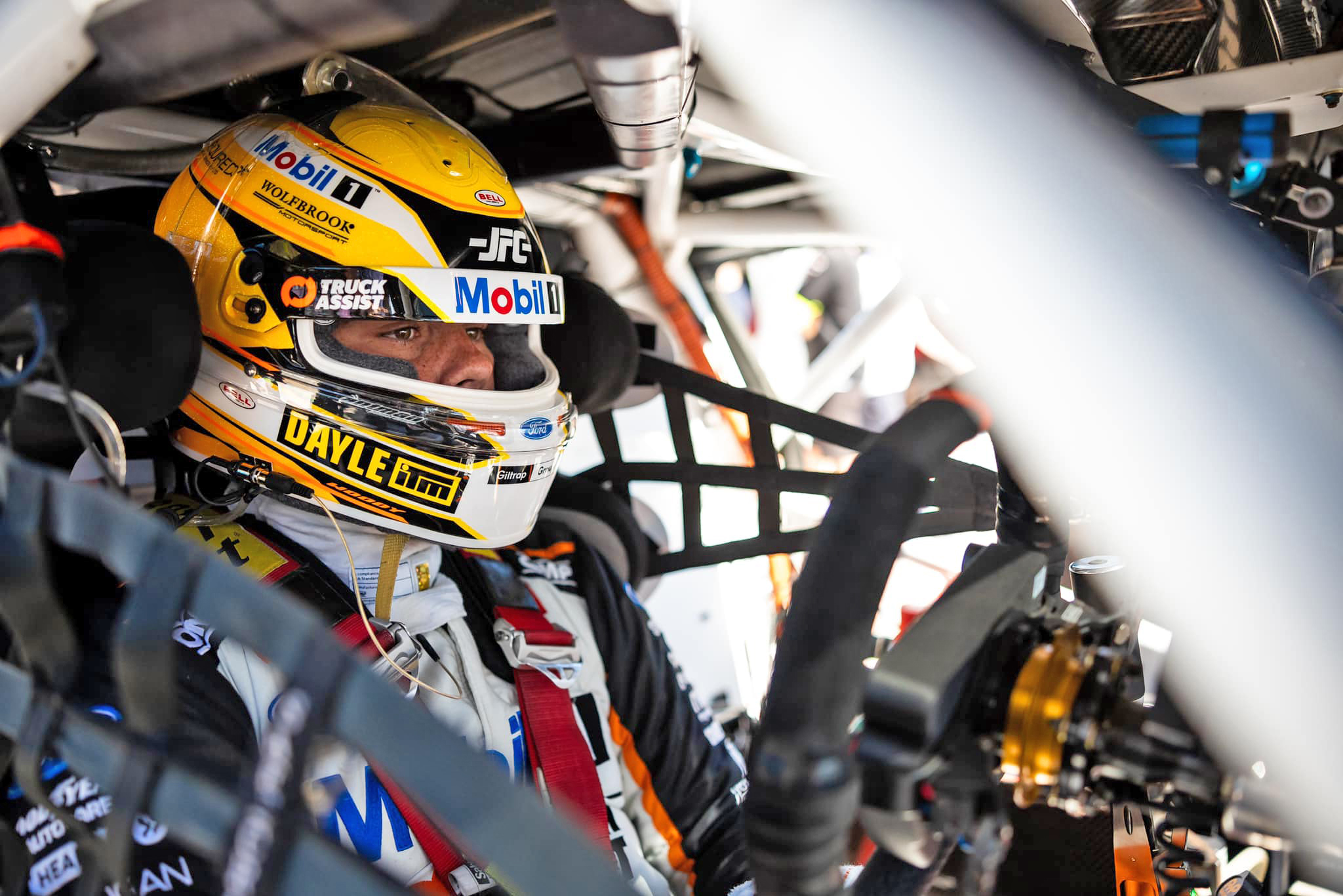 Ryan Wood leads the Kiwi charge with impressive P6 finish in Supercars ...