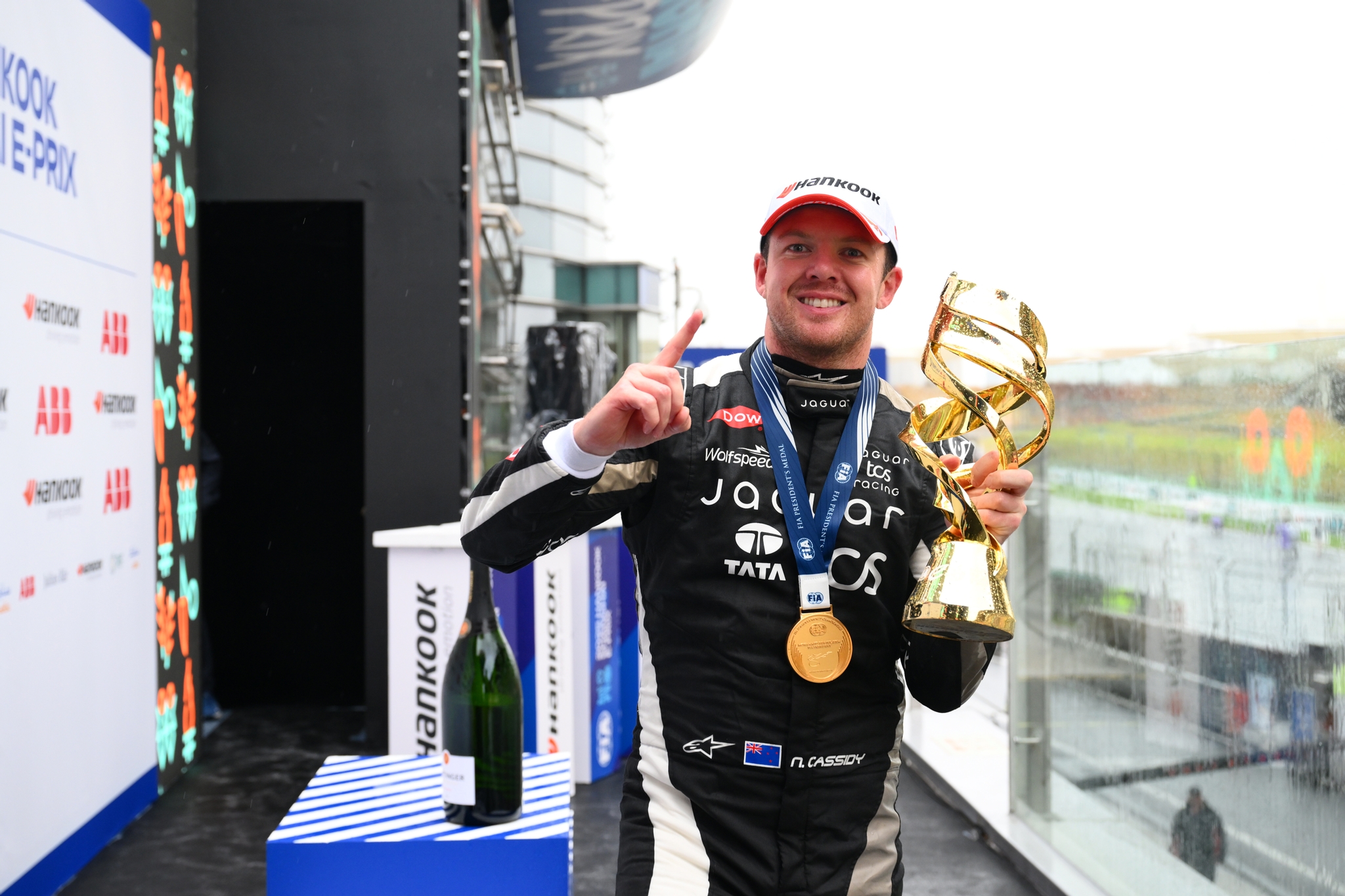 Cassidy Conquers the Storm: Kiwi claims Shanghai E-Prix victory ...
