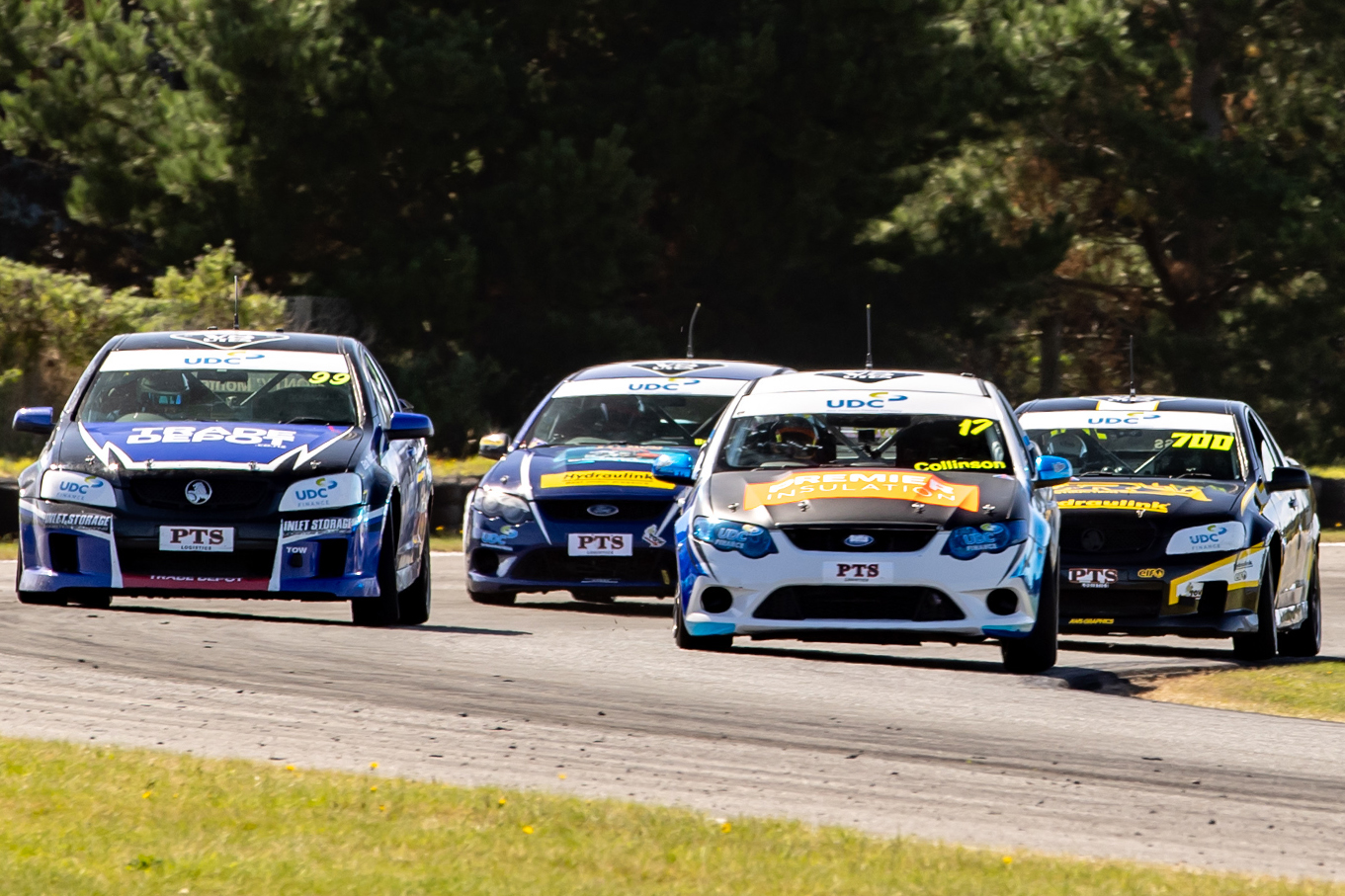 V8 Utes season opener set to light up Manfeild - VelocityNews