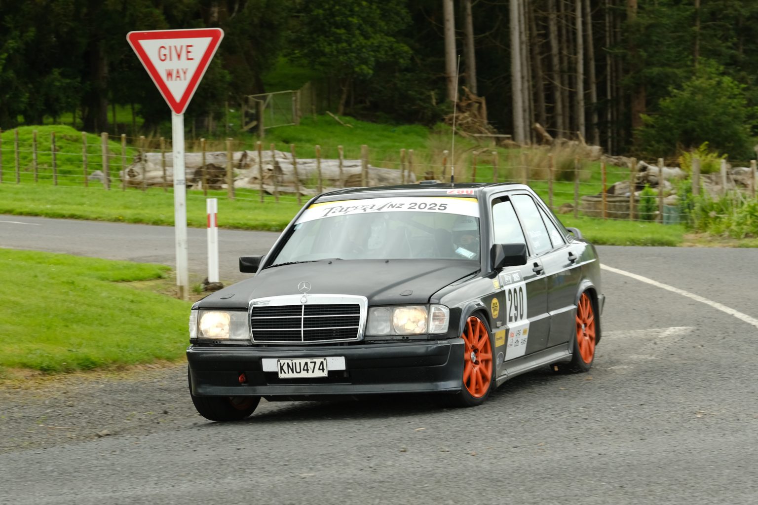 Rogers and Reynolds shine in challenging Targa opener - VelocityNews