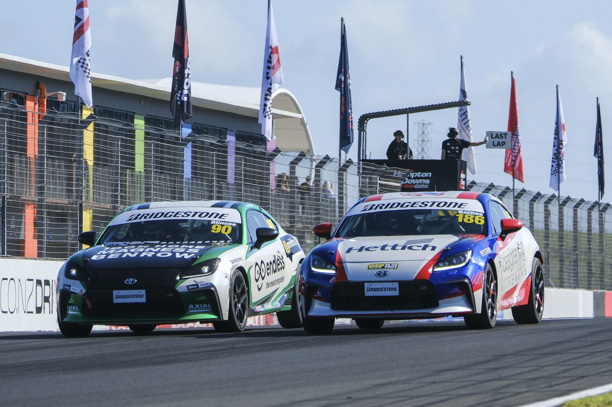 Final-lap heroics hand Blincoe maiden victory at Hampton Downs ...