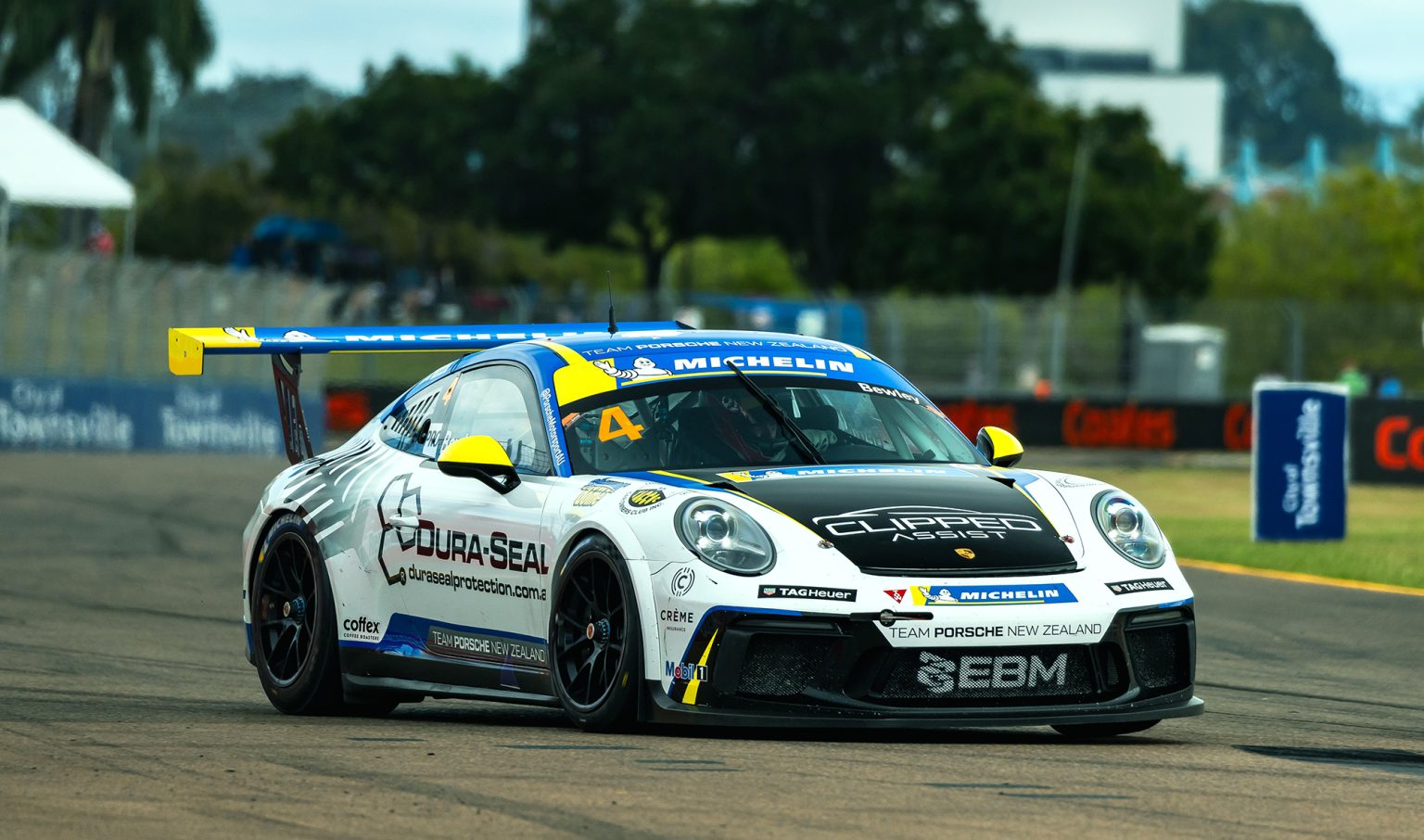 Bewley aims for strong finish at final round of the Australian Porsche ...