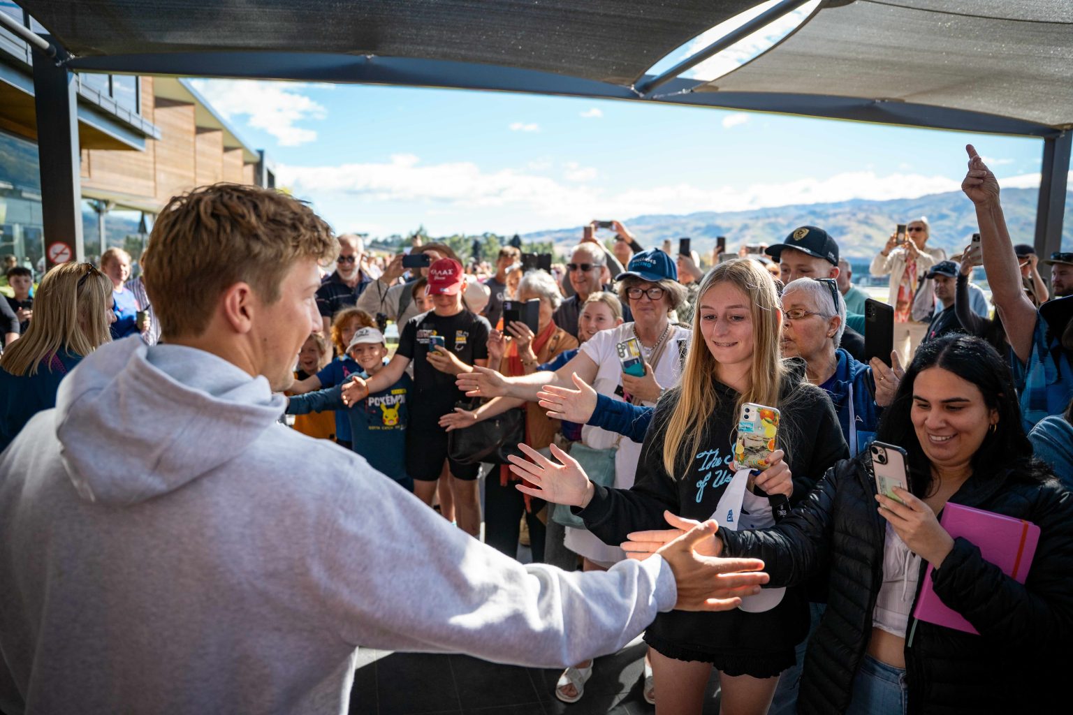 Liam Lawson thrills crowds at Highlands, raising vital funds for Breast ...