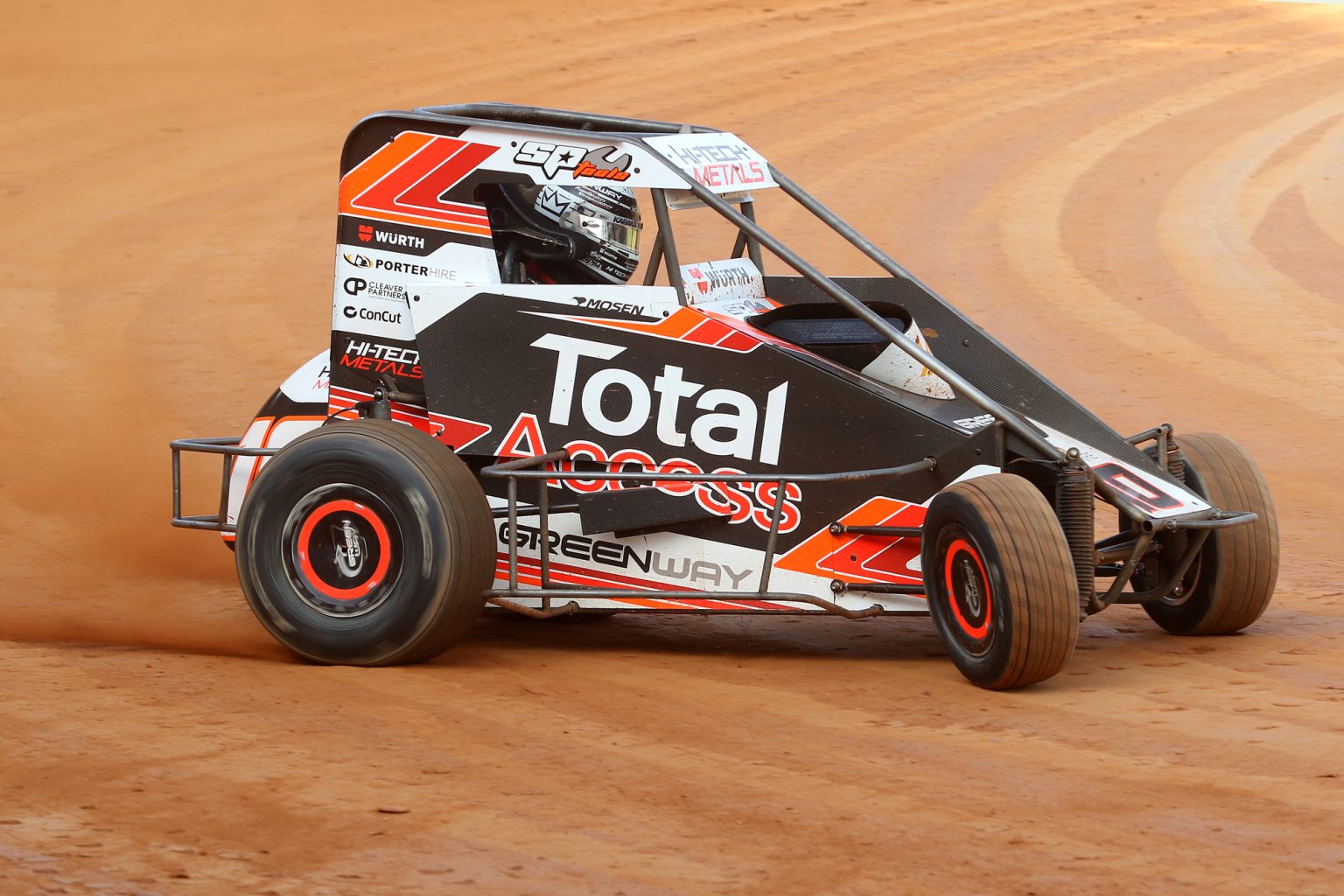 Hodgson charges to Baypark glory in NZ Midget Championship thriller ...