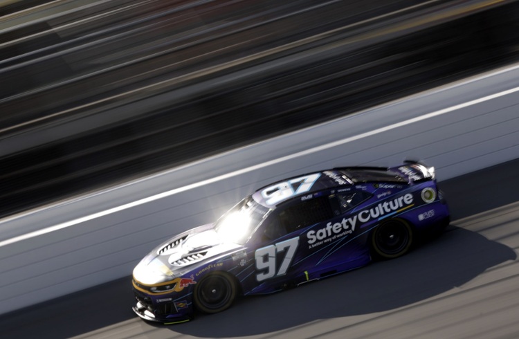 Hamlin goes back-to-back while van Gisbergen retires after pile-up ...